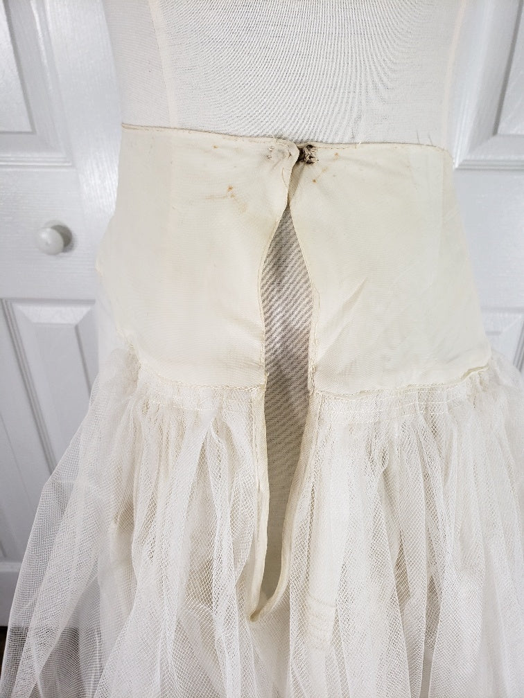 40s/50s Vtg Flat-Front Full-Length Crinoline – Better Dresses Vintage